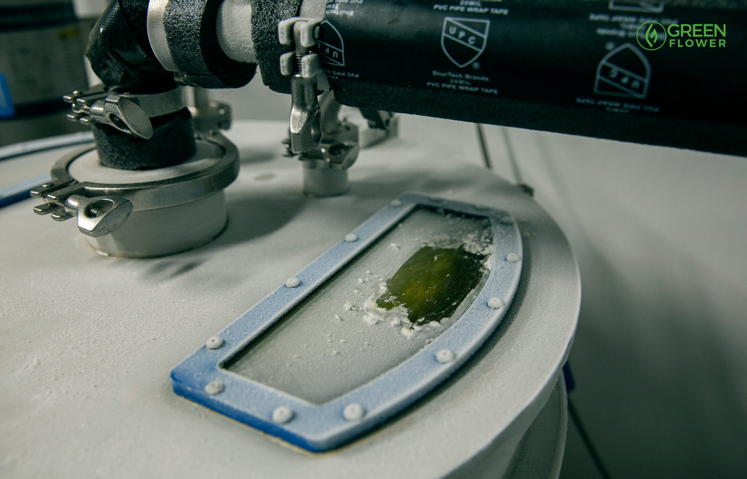 What Is Live Resin? Cannabis Concentrates | Green Flower News